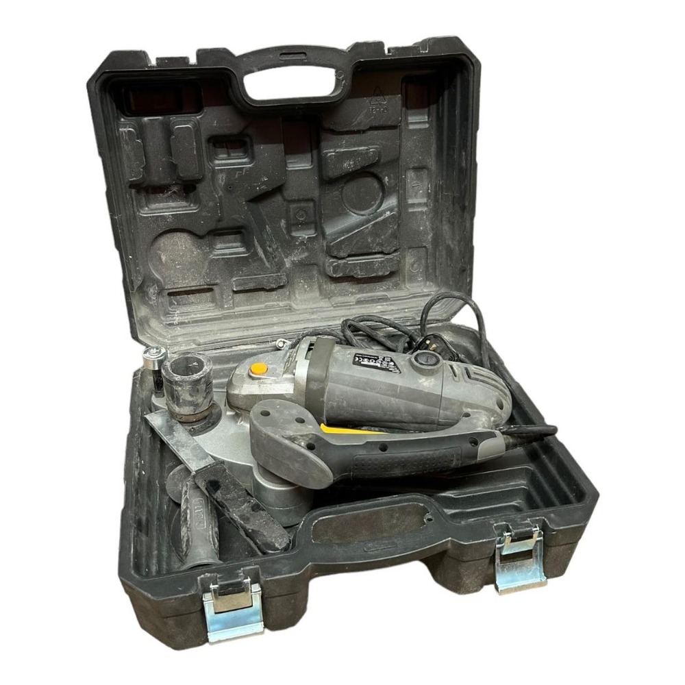 Pre-owned Titan TTB293WCH Wall Chaser 150mm Electric 1700W 230-240V ...